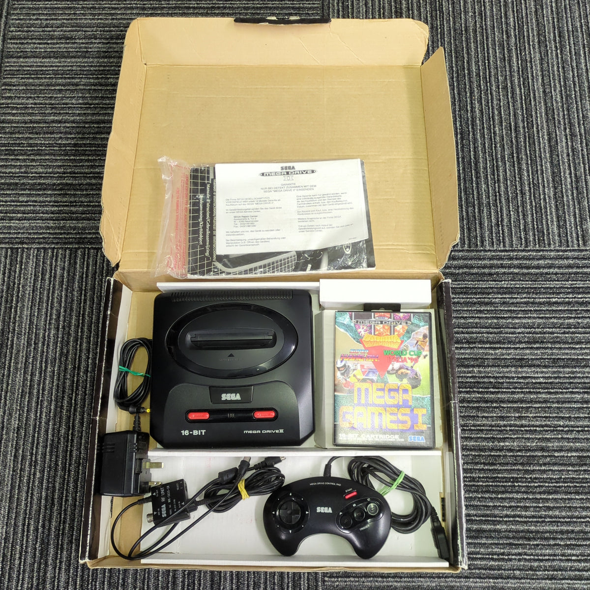 Sega megadrive ii console boxed 64.99 8BitBeyond – retro game store uk - 8BitBeyond.com