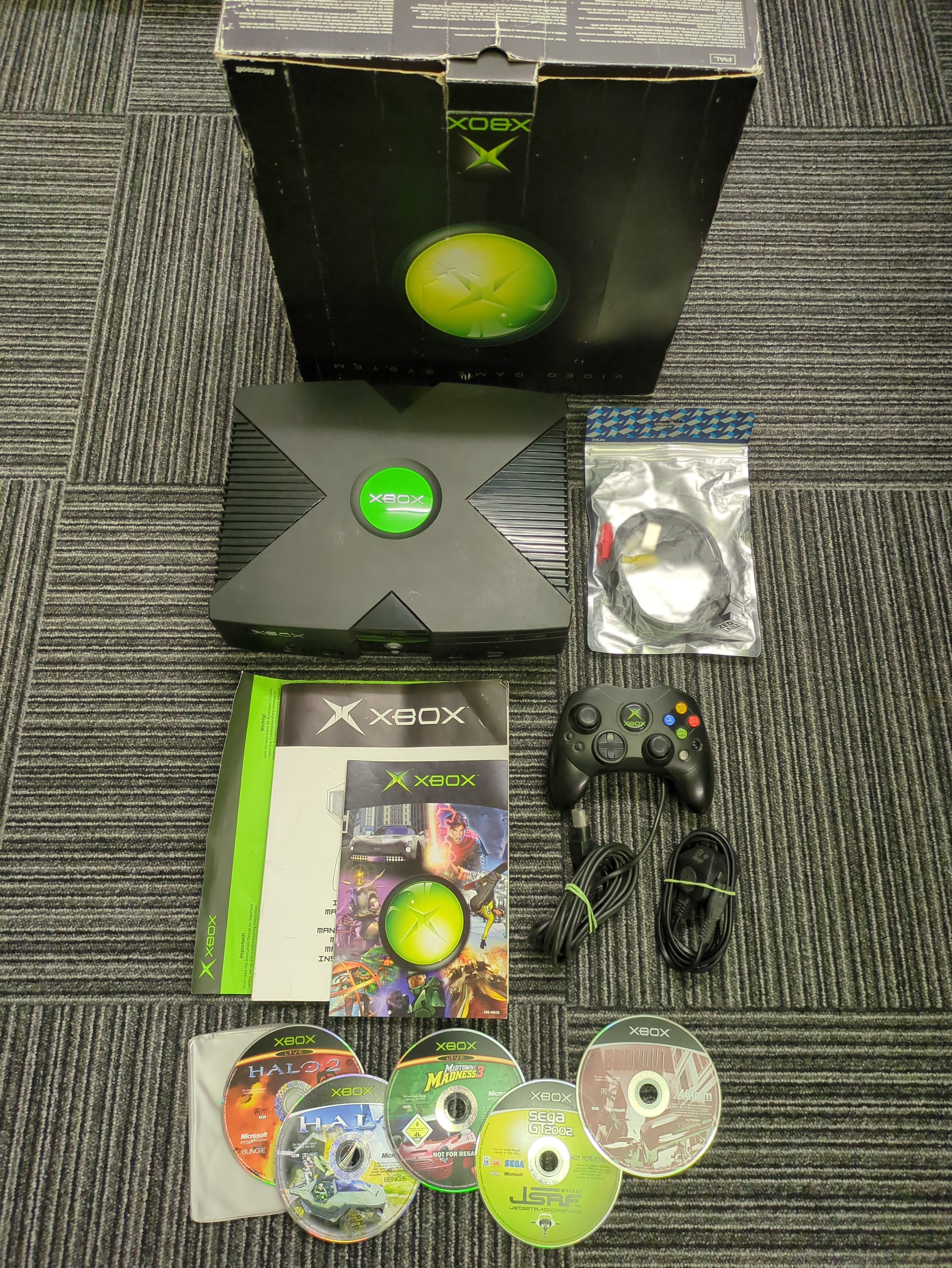 Original Xbox Console Black OG Boxed Bundle – retro game store uk ...